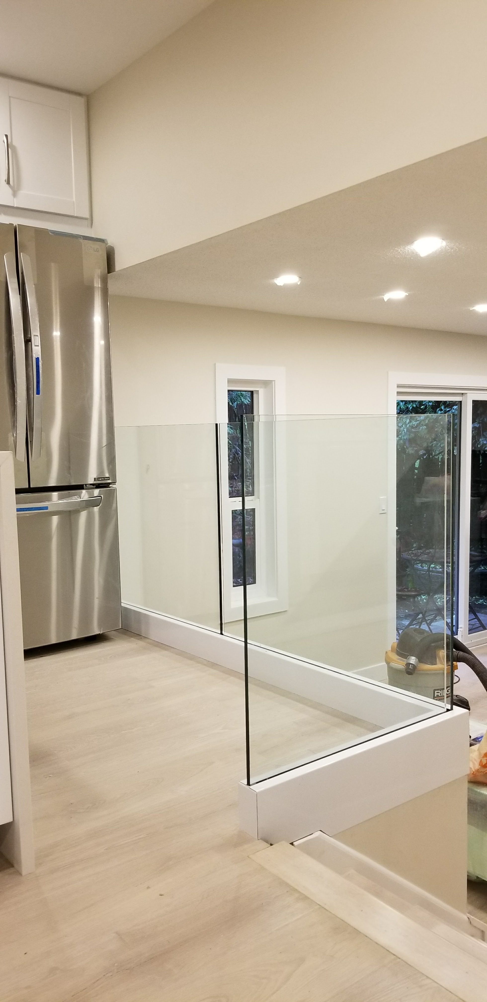 Interior Handrails & Guardrails - Glass OPS